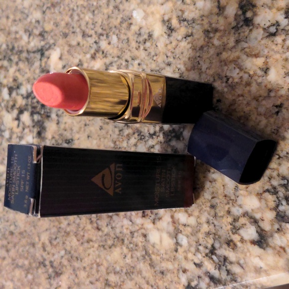Avon | Makeup | Vintage Avon Moisture 5 Satin Smooth Lipstick Apricot ...